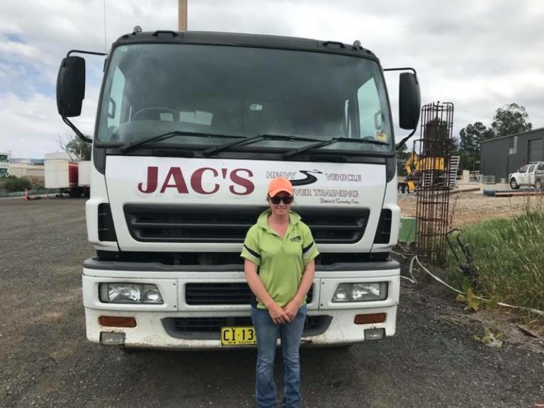 HR - HEAVY RIGID LICENCE - JACS Heavy Vehicle Driver Training